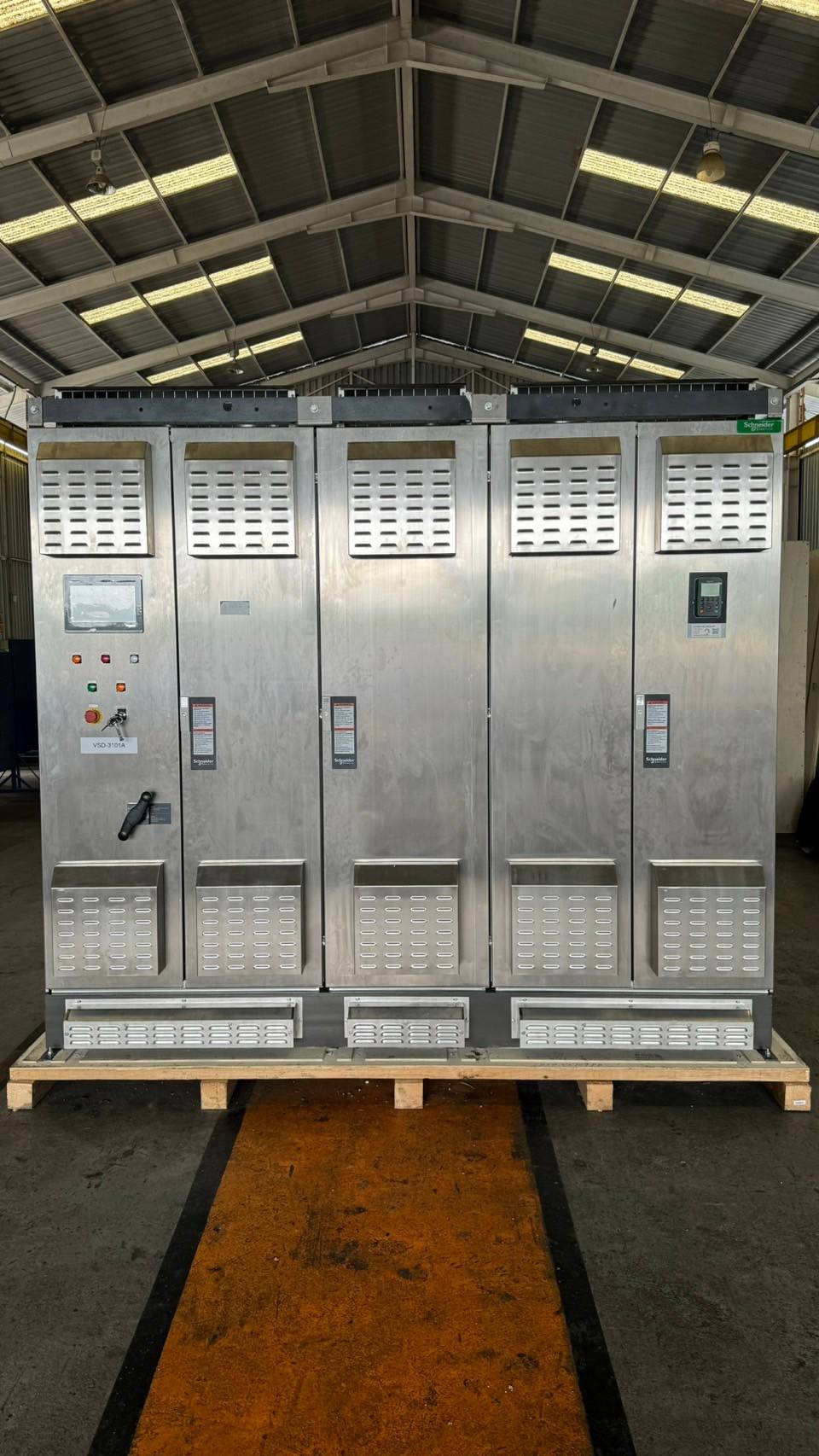 JST Group with Baker Hughes and Schneider Electric